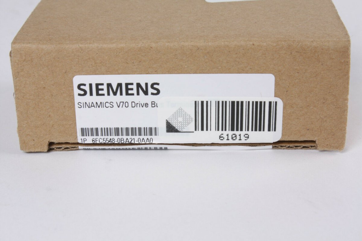 SIEMENS 6FC5548-0BA21-0AA0 SINAMICS V70 Bus Terminal PPU-V70 (unbenut, 24,37