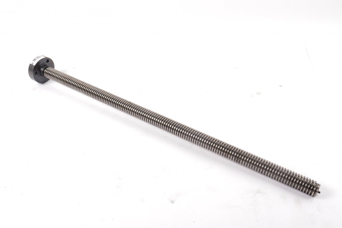 Trapezspindel Z-Achse ohne Mutter von MAHO MH600 P gebraucht, 125,21